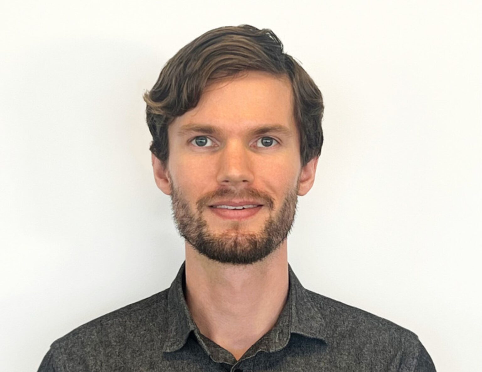 IHS内部成员 – Intelligent Haptronic Solutions Inc.